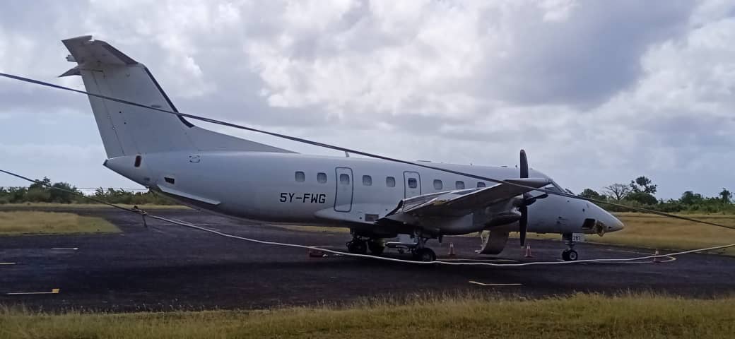 R Komor cloué au sol à Mohéli suite à une panne moteur
