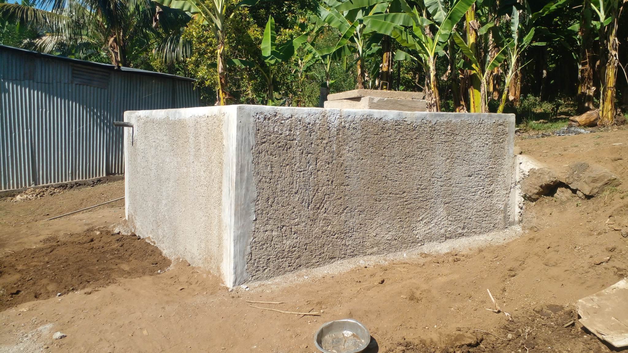 L’ONG Nari hifadhu Uwana a inauguré à Uzini un bassin de 27 m3